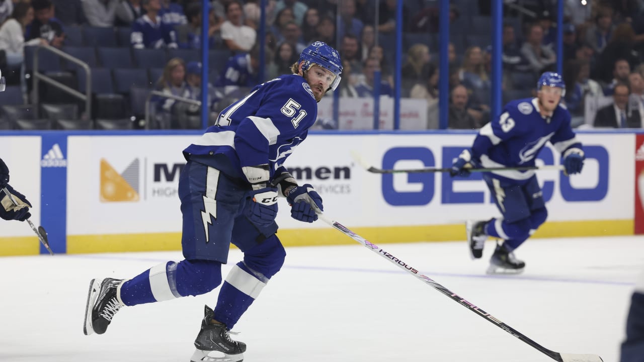 Lightning sign forward Austin Watson to a one-year contract | Tampa Bay ...