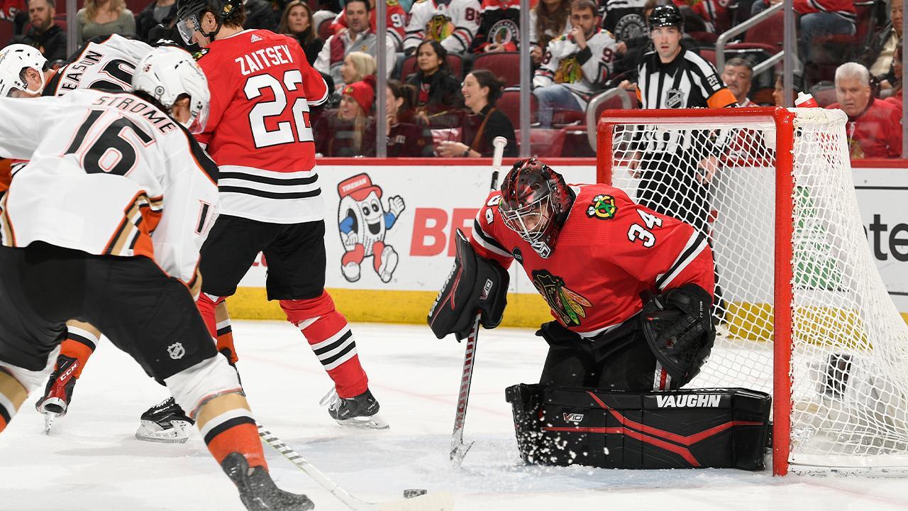 Mrazek records a shutout | NHL.com