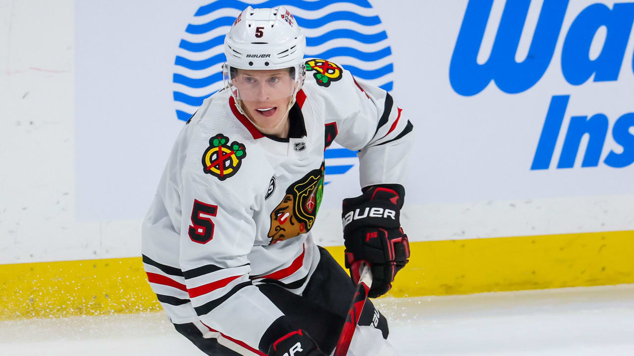 Murphy taken from ice on stretcher during Blackhawks game | NHL.com