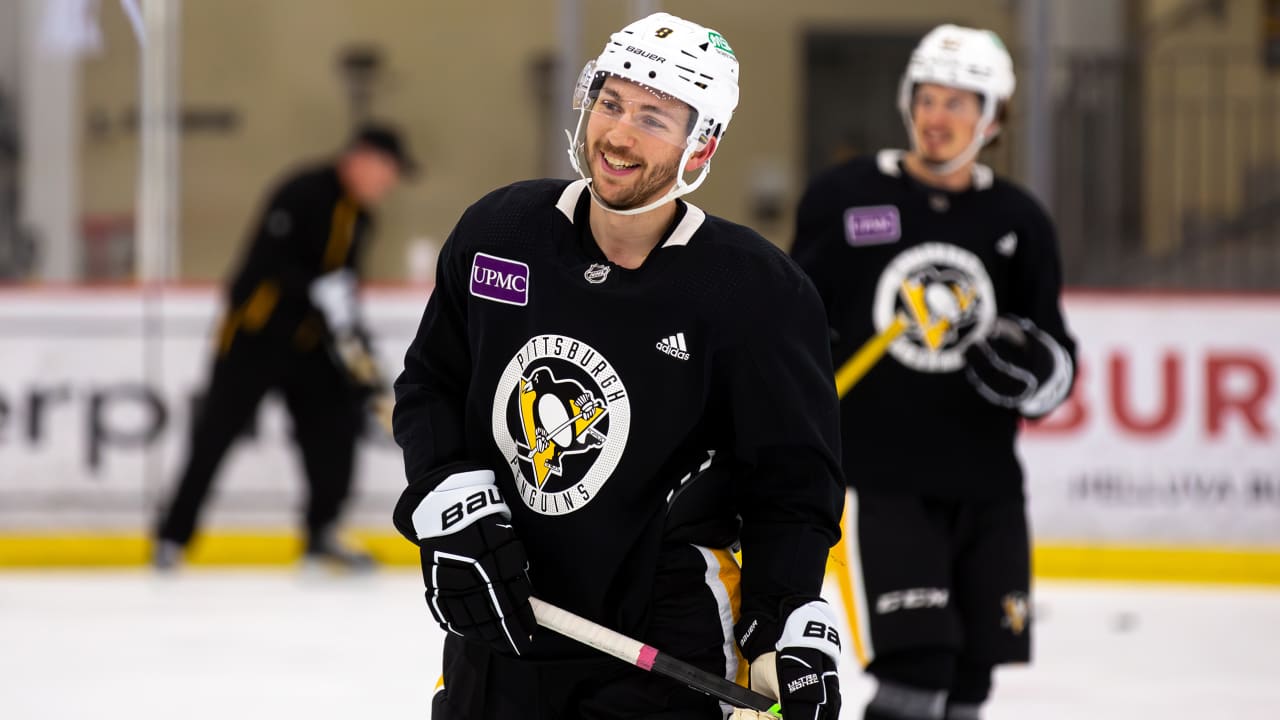 Meet the New Penguins: Bunting and Three Prospects Join the Fold ...