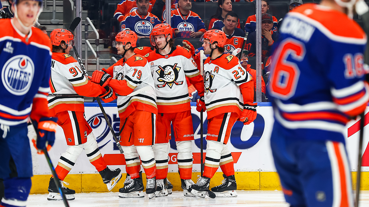 Terry strikes early in 2nd | NHL.com