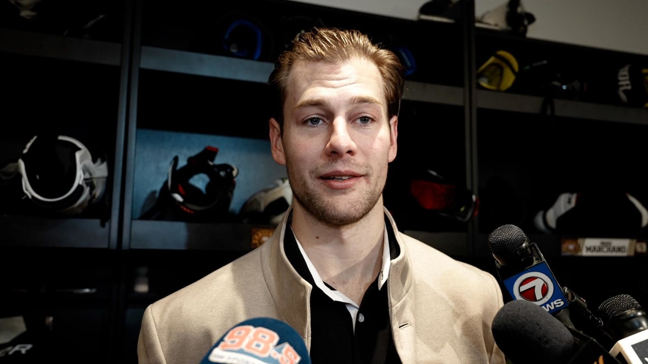 Locker Room Raw: Carlo | Boston Bruins