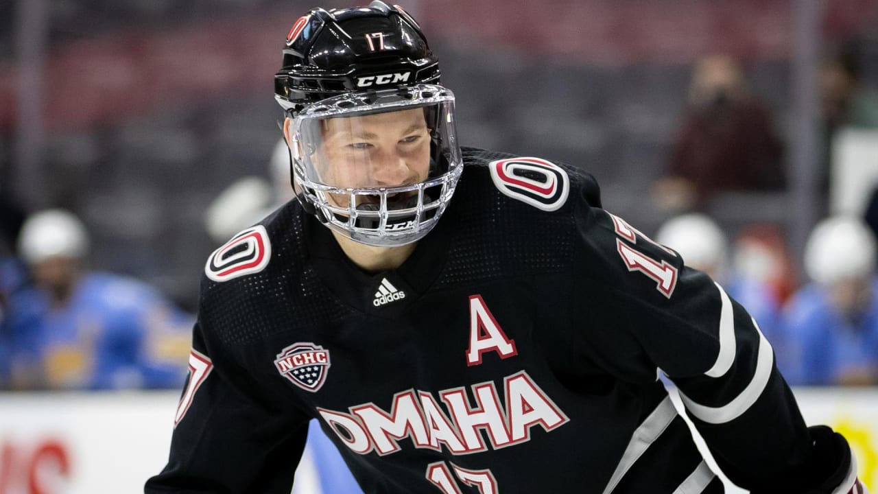 Kings Sign Forward Taylor Ward to a One-Year Entry Level Contract | Los ...