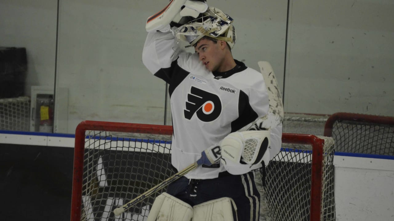 Alex Lyon looks to stand out in crowded crease | NHL.com