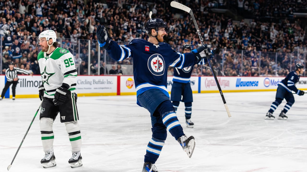Connor scores twice, Jets defeat Stars | NHL.com