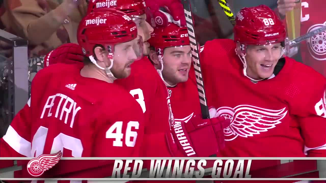 DeBrincat hammers one-timer | NHL.com