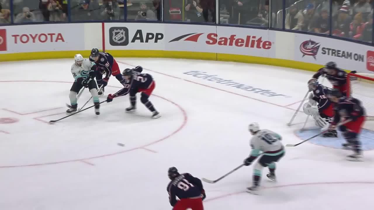 SEA@CBJ: McCann scores goal against Columbus Blue Jackets | Seattle Kraken