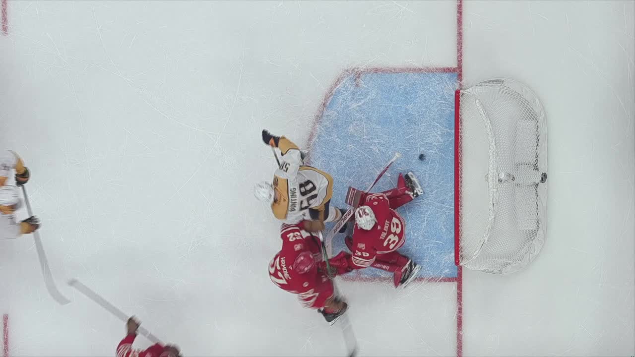 Bunting nets 100th goal with PPG | NHL.com