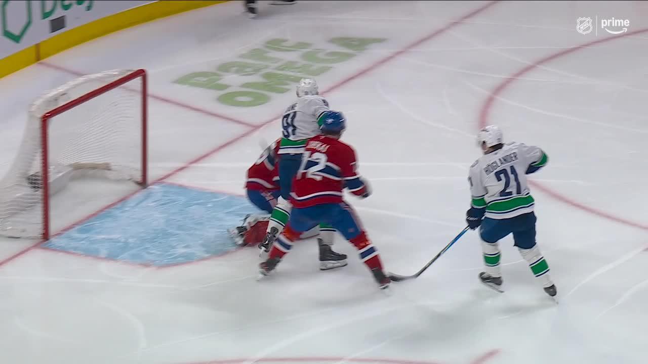 VAN@MTL: Kane scores goal against Jakub Dobeš | NHL.com