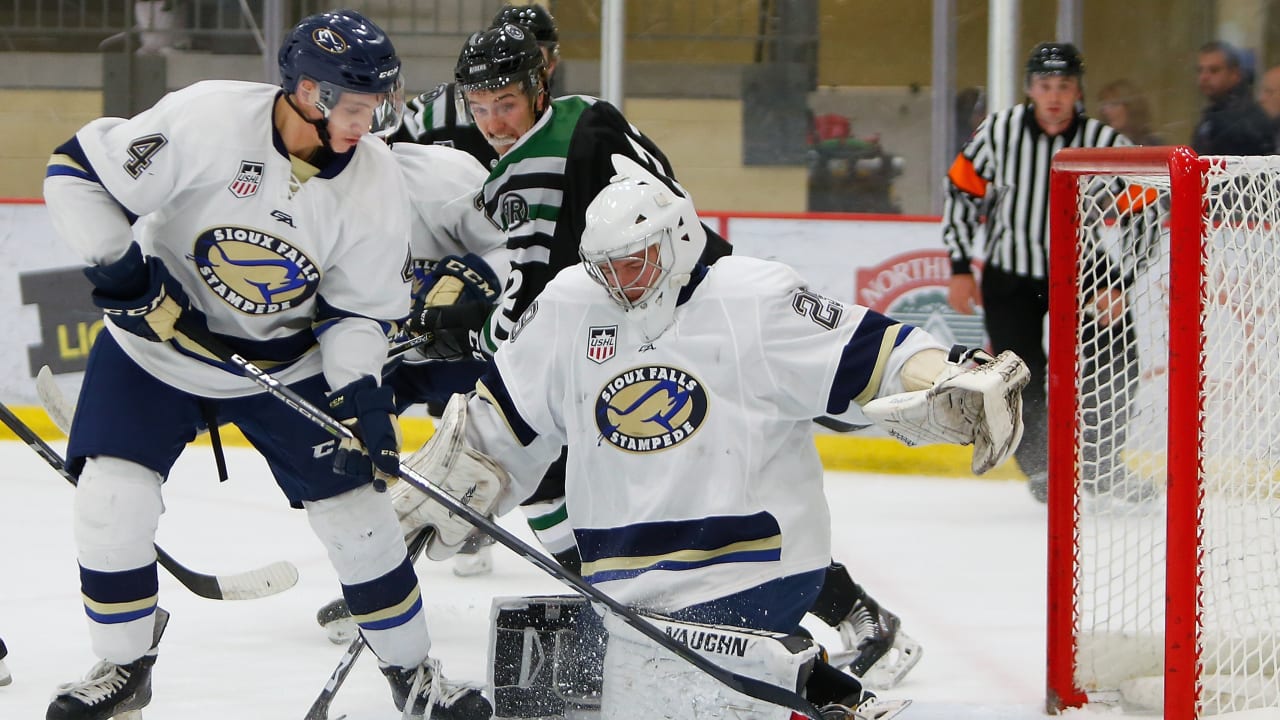 USHL Fall Classic gives amateur players chance to impress scouts | NHL.com