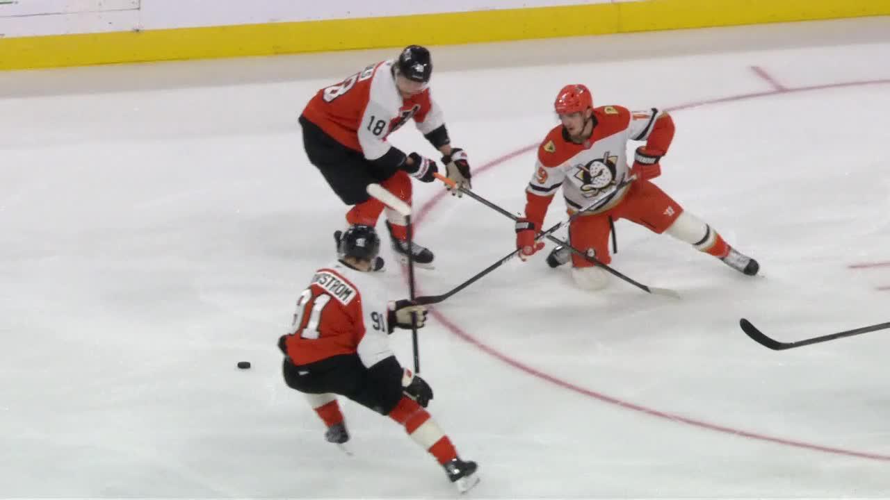 ANA@PHI: Gauthier marque un but en A.N. contre Dan Vladar | LNH.com