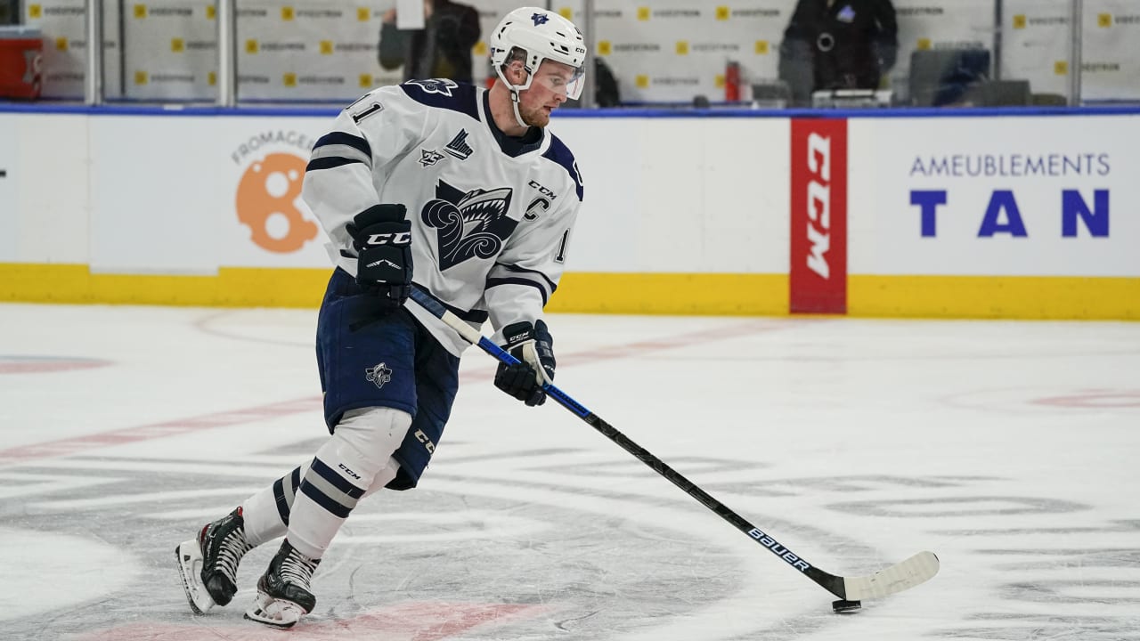 Lafrenière remporte le titre de meilleur espoir au Canada | LNH.com