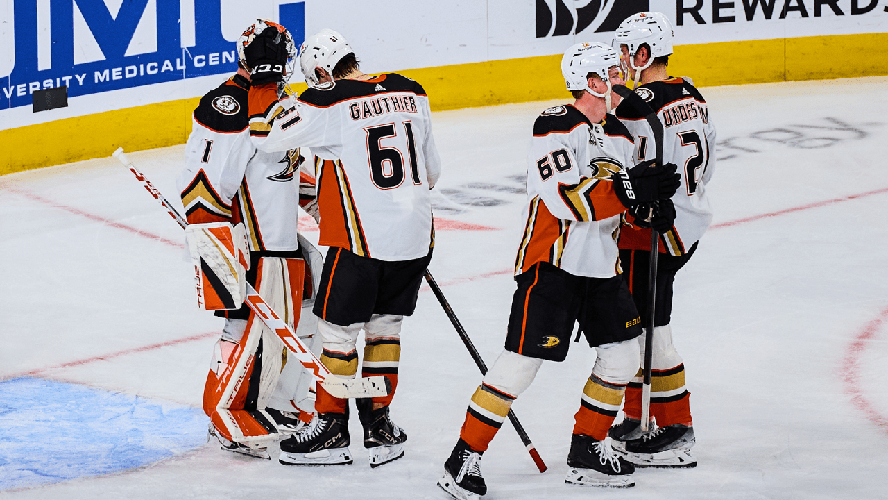 Highlights: Ducks Beat Golden Knights 4-1 | Anaheim Ducks