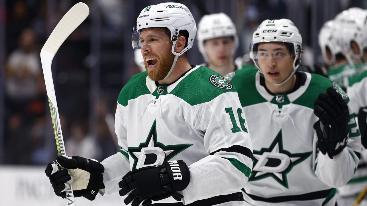 Stars clinch playoff berth behind Pavelski, top line | NHL.com