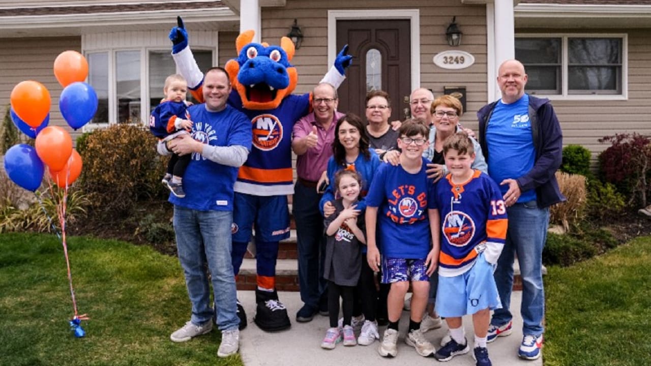 Islanders surprise families of kids battling illness with playoff ...