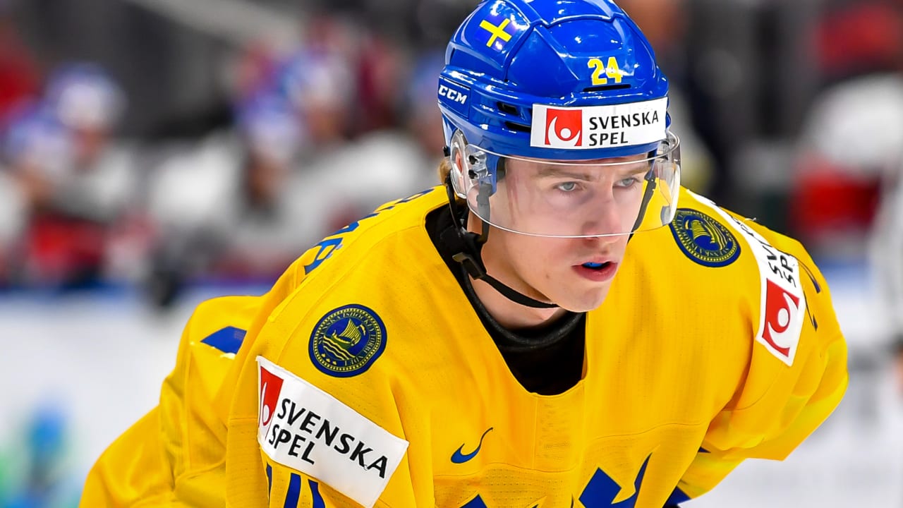 Jonathan Lekkerimäki debuterar i Tre Kronor | NHL.com/sv