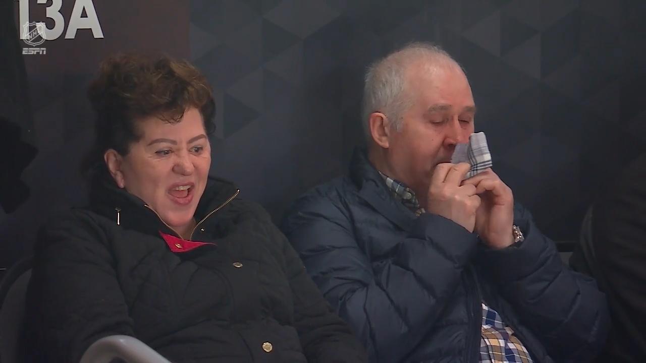 Malkin parents tear up after Penguins forward scores 2 goals against ...