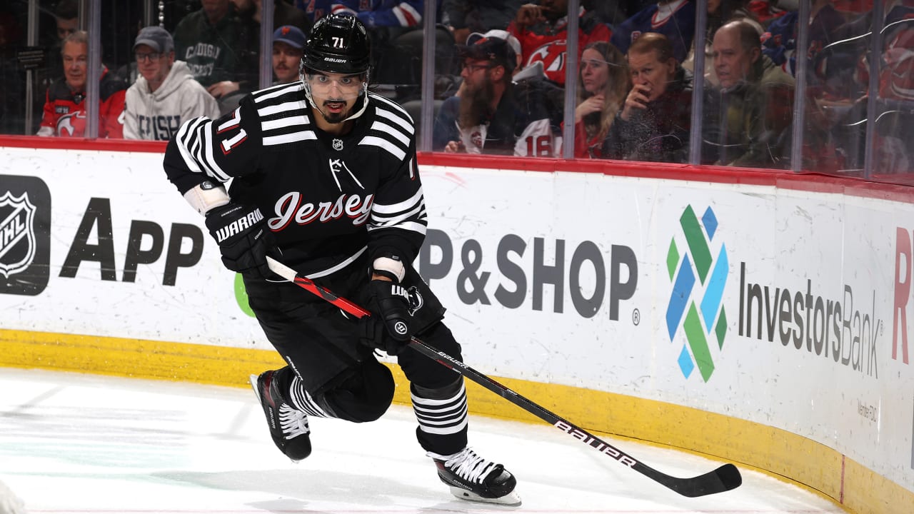 Siegenthaler signs five-year, $17 million contract extension with ...