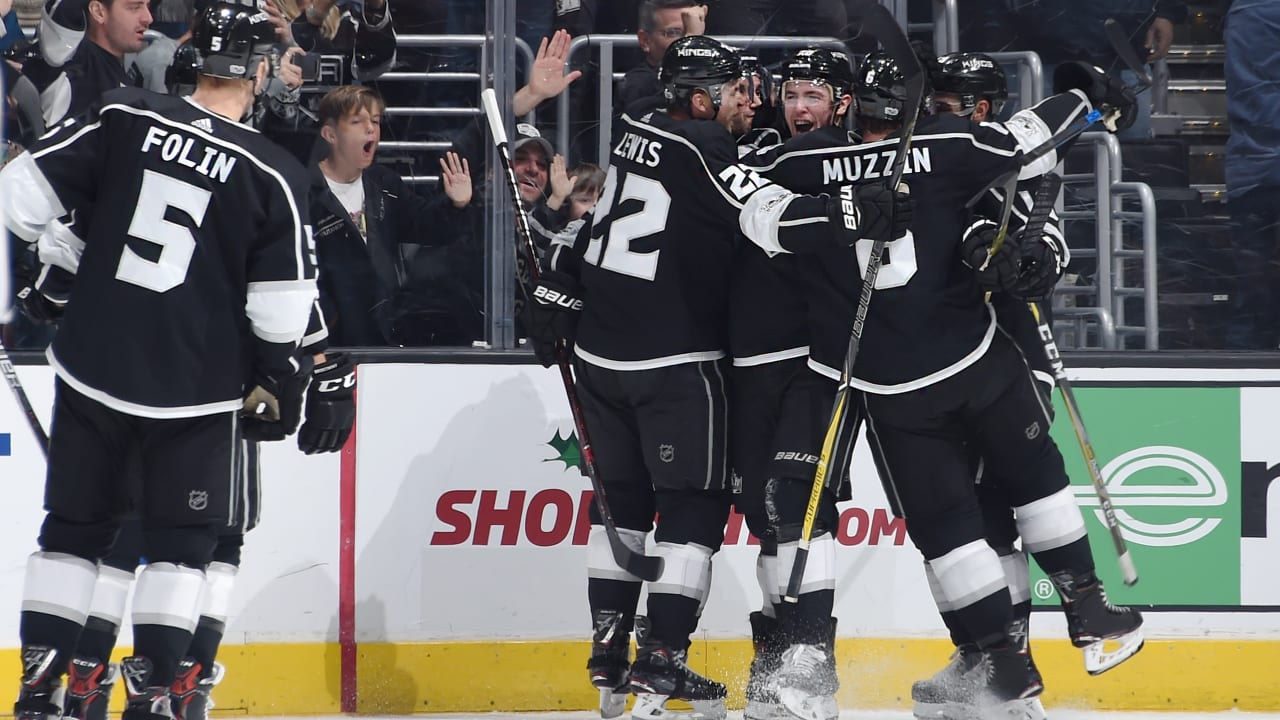 Kings use OT to defeat Hurricanes, win eighth straight | NHL.com