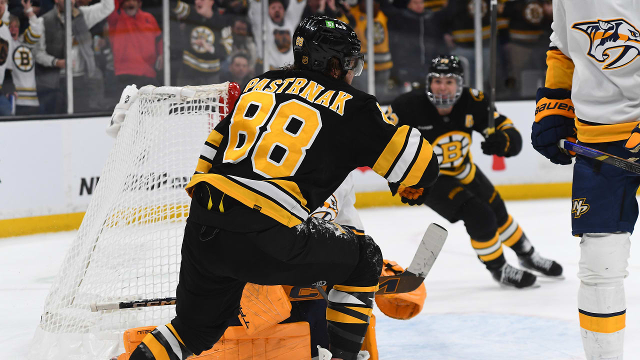 Pastrnak per Tip-in zum OT-Winner | NHL.com/de