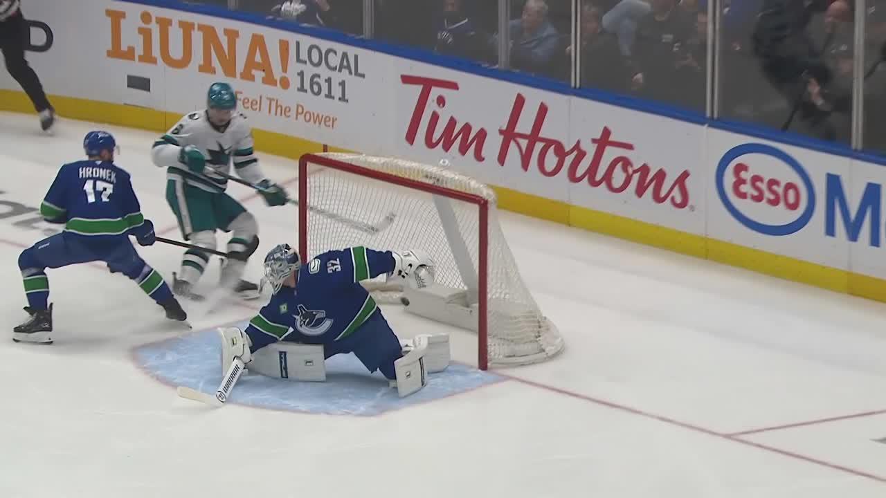 SJS@VAN: Celebrini scores goal against Kevin Lankinen | San Jose Sharks