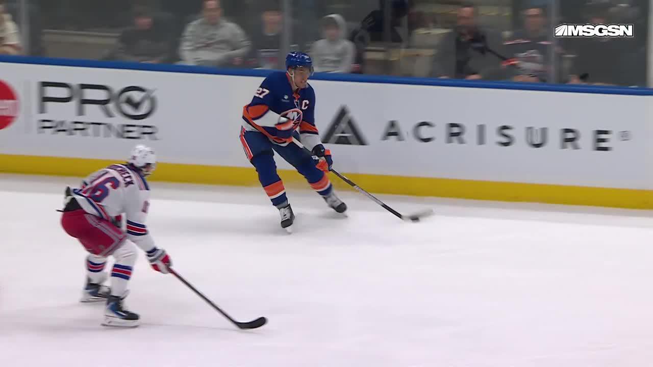 NYR@NYI: Barzal scores PPG against Spencer Martin | New York Islanders
