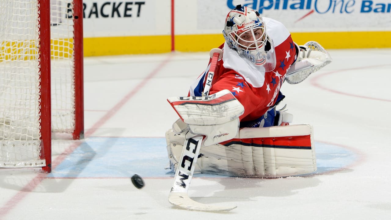 Holtby OK with sitting out finale, tying wins record | NHL.com