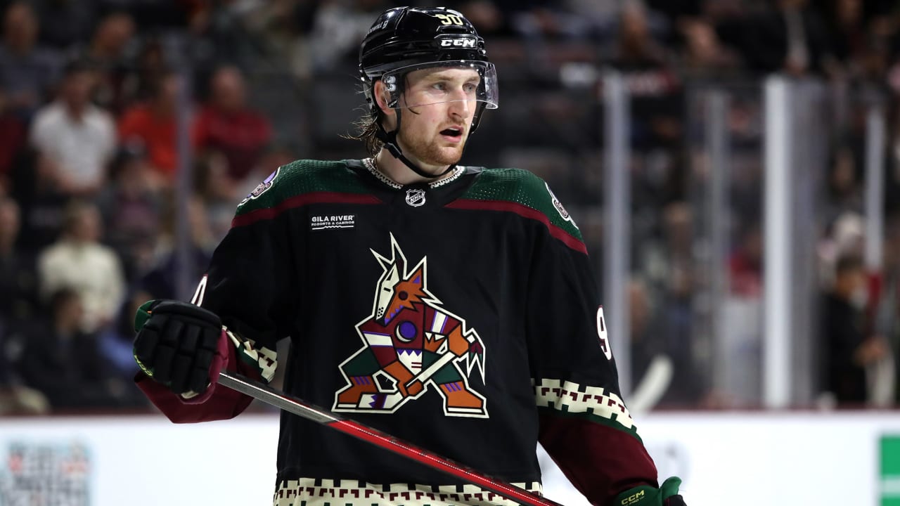 Moser kommt trotz aller Widrigkeiten in Arizona gut zurecht | NHL.com/de