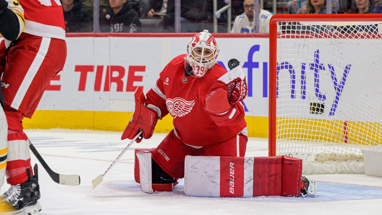 Talbot makes 20 saves, Red Wings hold off Bruins | NHL.com