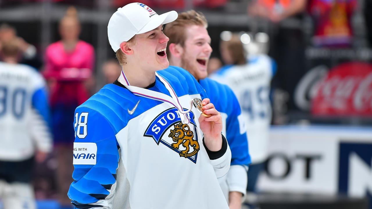 Jokiharju gets more gold with Finland at World Championship | NHL.com