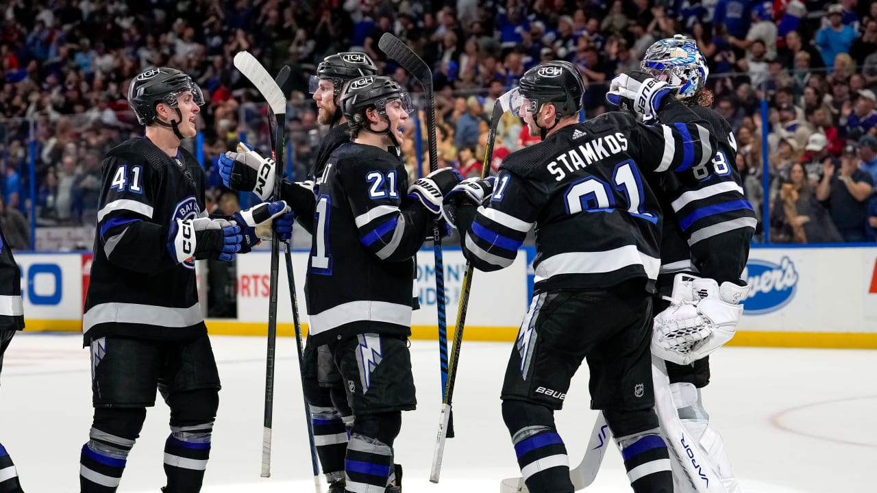 Lightning earn shootout win | NHL.com