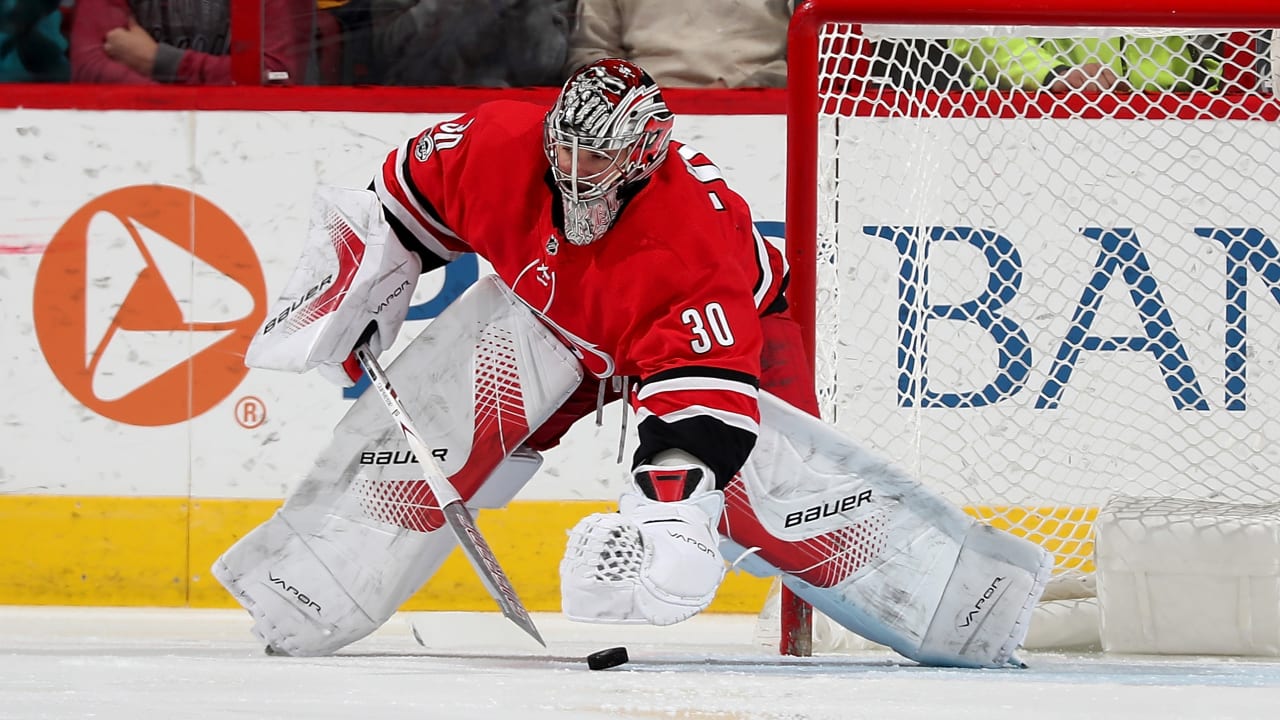 Puck-handling skills important weapon for goalies | NHL.com