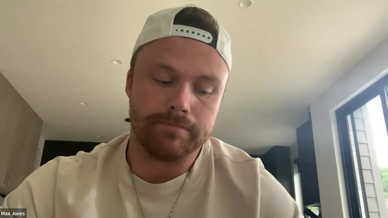 Locker Room Raw: Max Jones | Boston Bruins