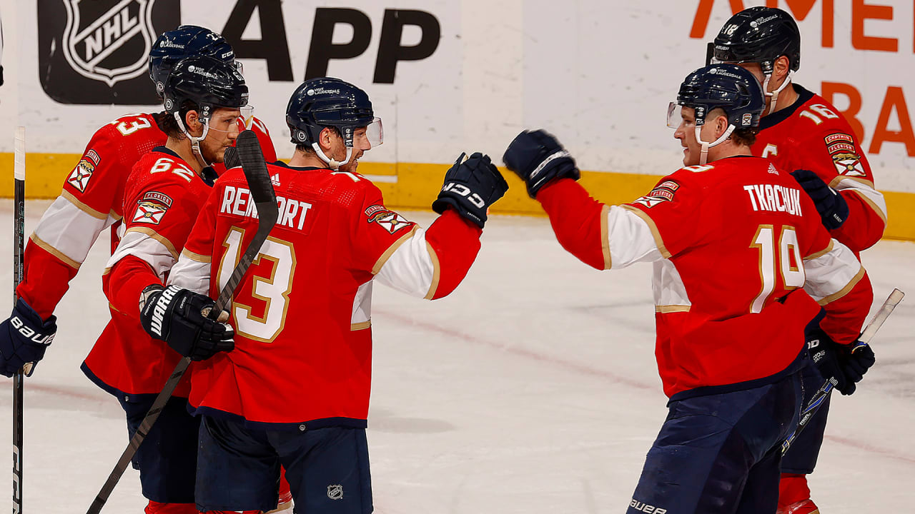 Reinhart's 40th goal of the season | NHL.com