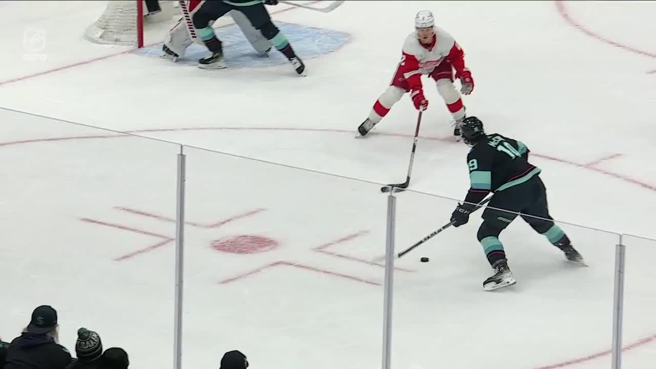 McCann starts off Kraken with PPG | NHL.com