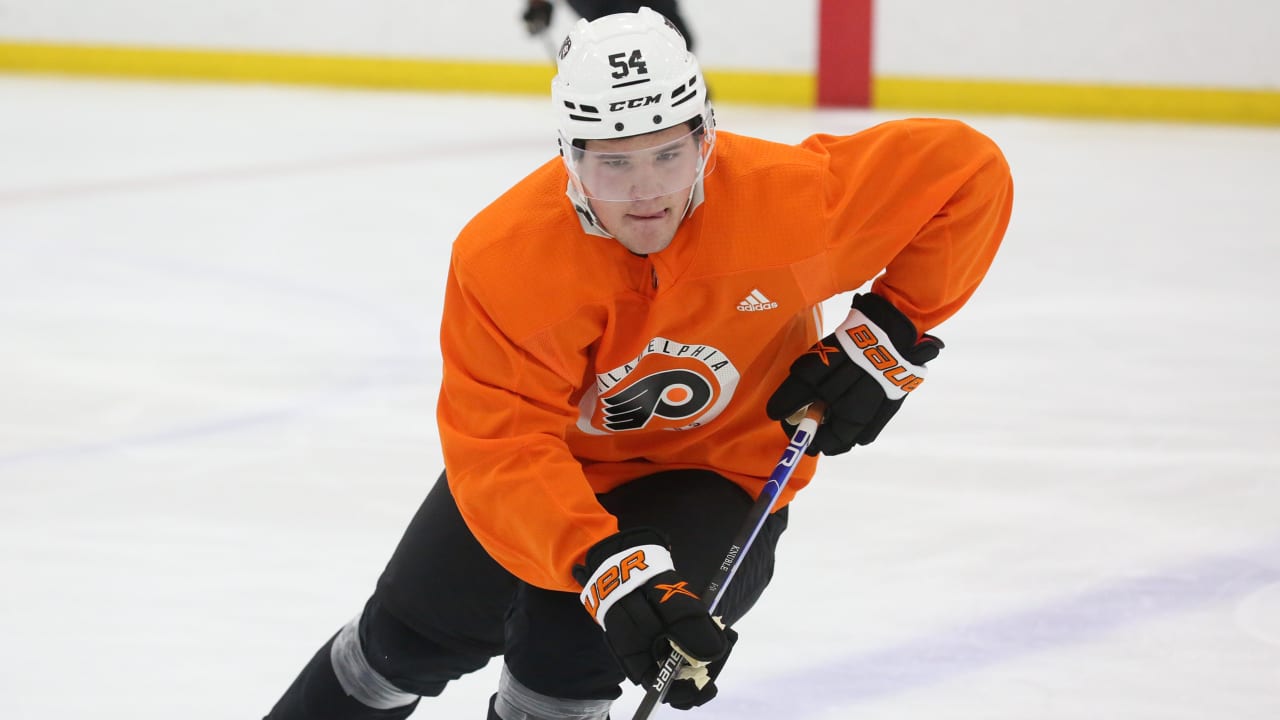 Cole Knuble boucle la boucle au camp de développement des Flyers | LNH.com