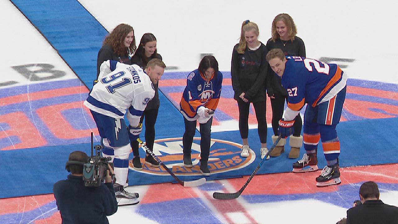 Smile Train ceremonial puck drop | New York Islanders