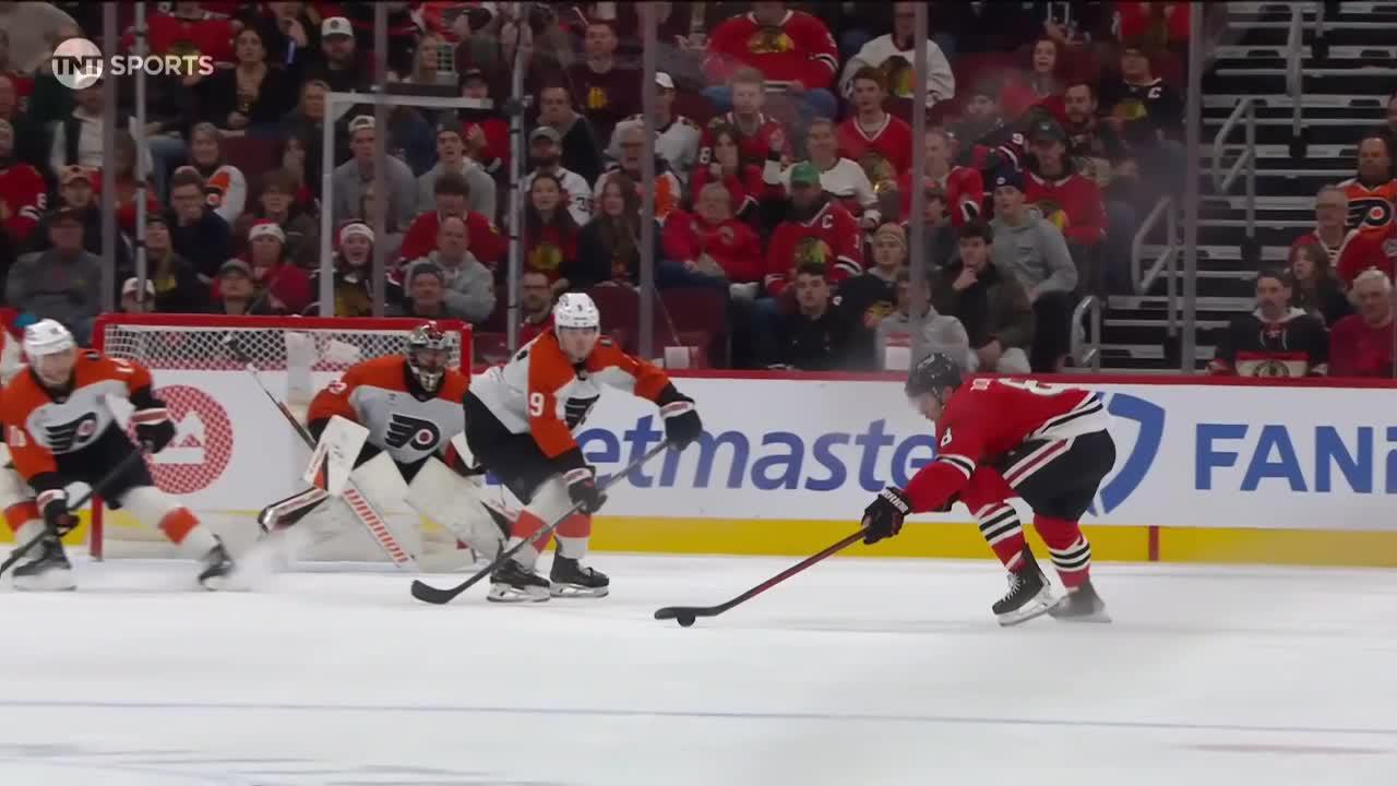 Donato Gets Chicago on Board | Chicago Blackhawks