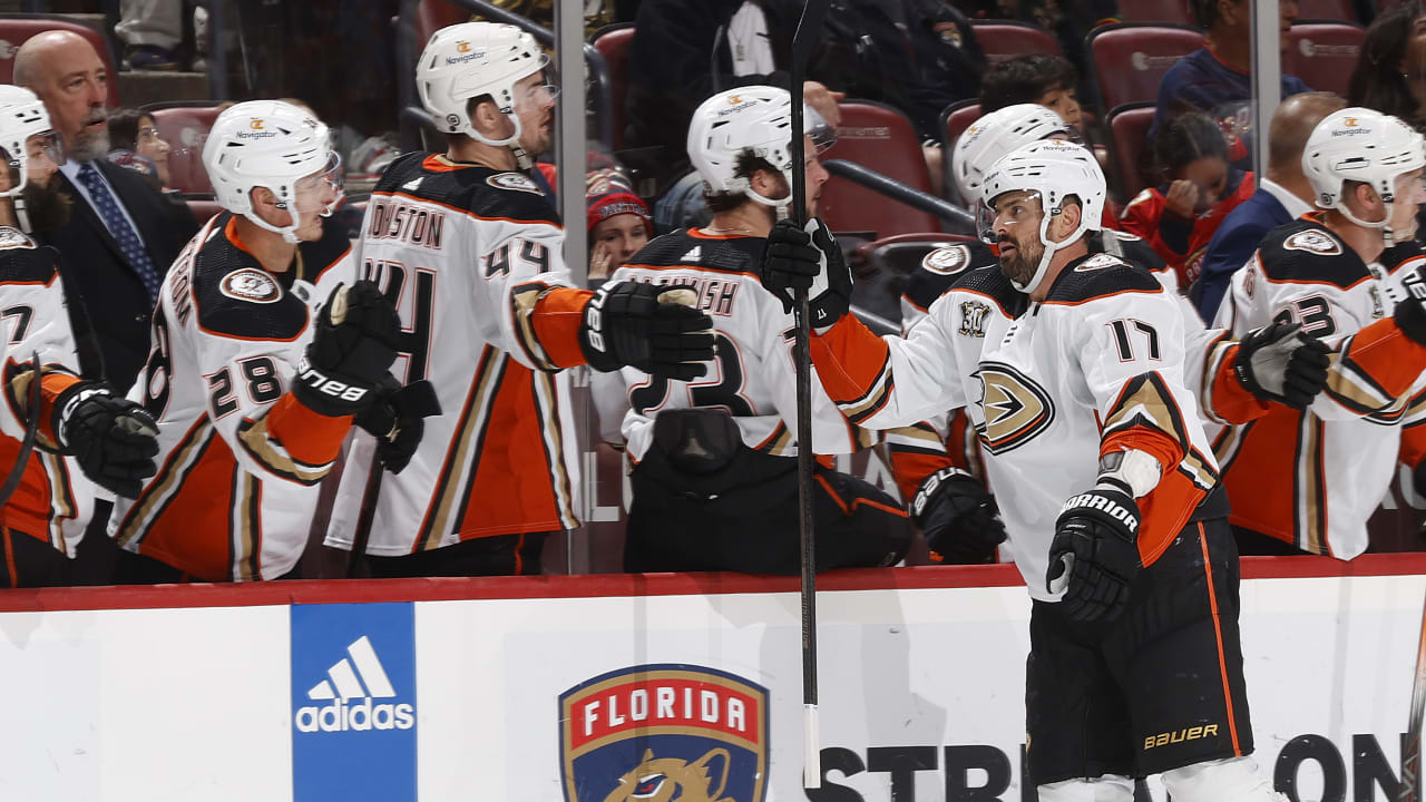 Killorn starts off Ducks with breakaway goal | NHL.com