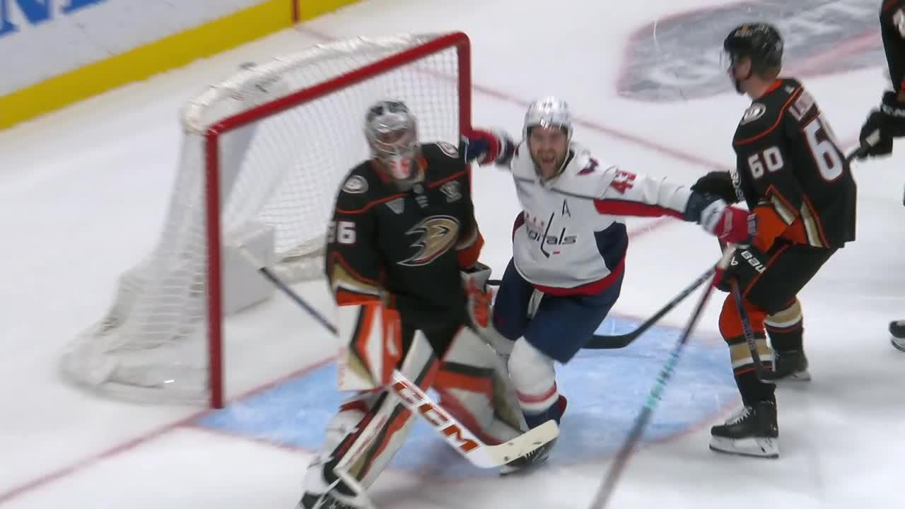 WSH@ANA: Wilson scores goal against John Gibson | Washington Capitals