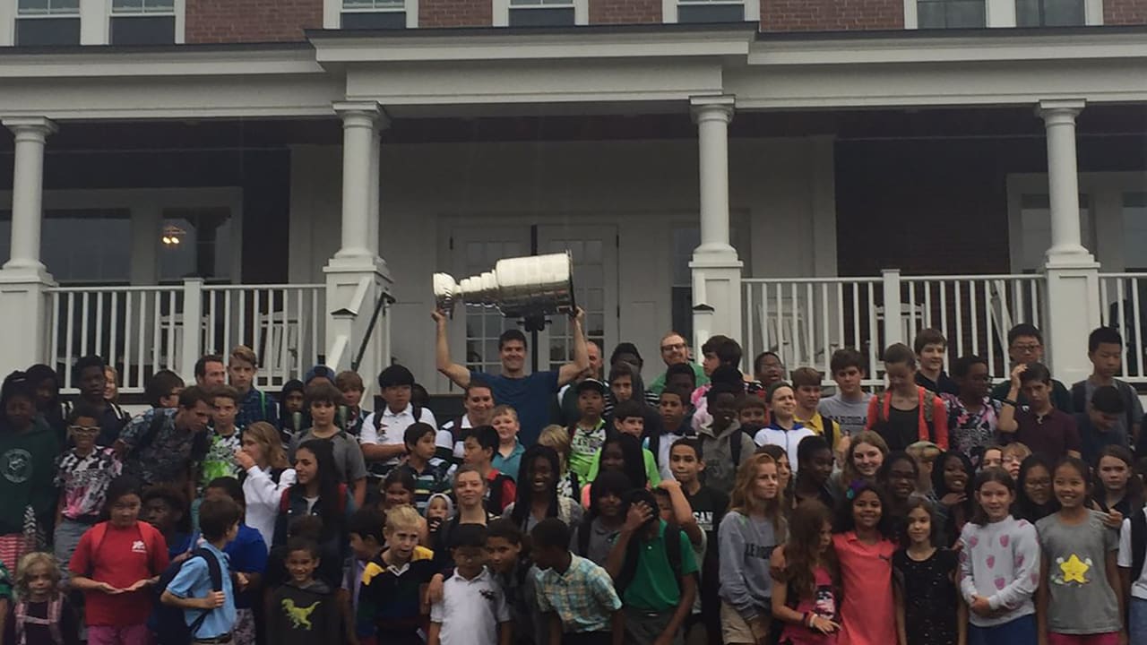 Ben Lovejoy brings Stanley Cup back to school | NHL.com