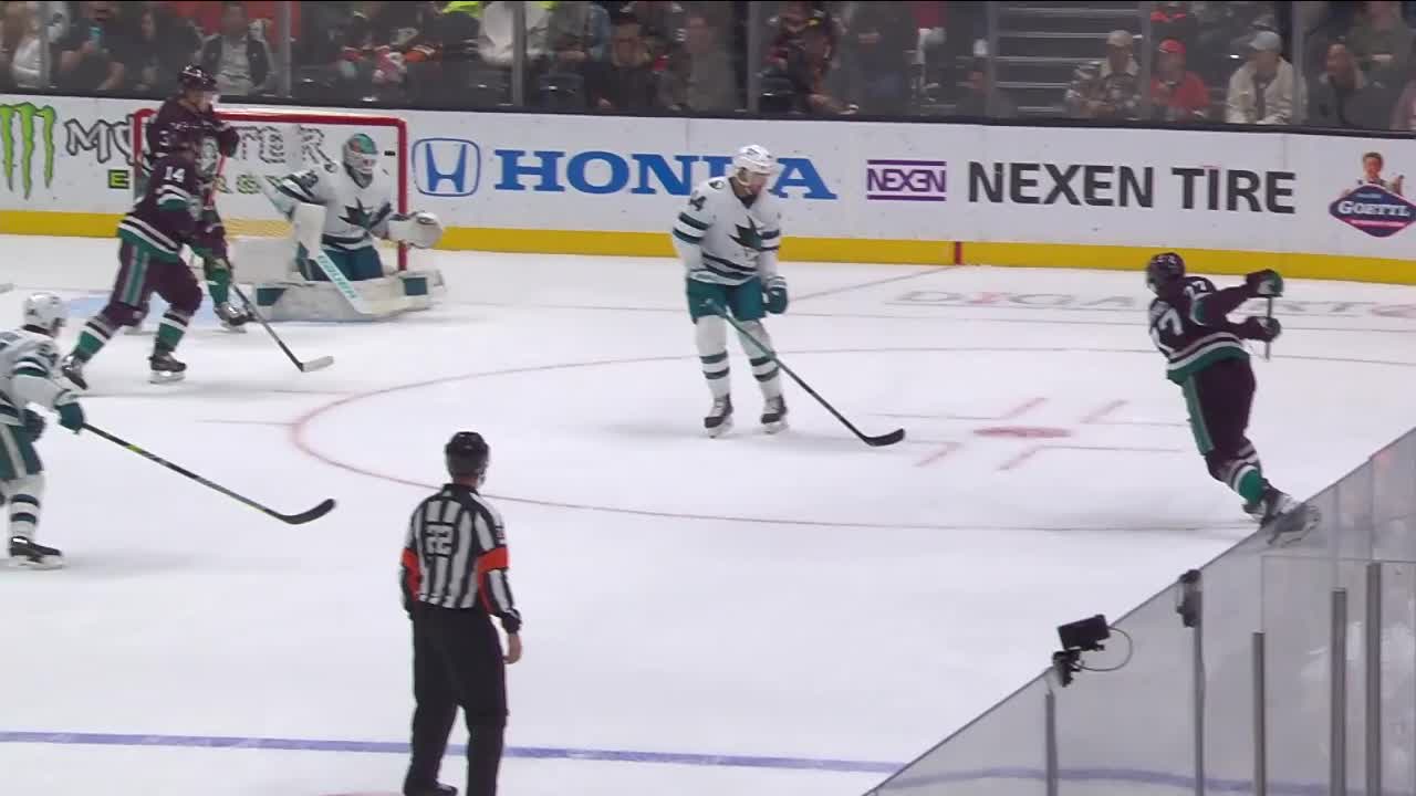 Vatrano's PPG for second goal | NHL.com