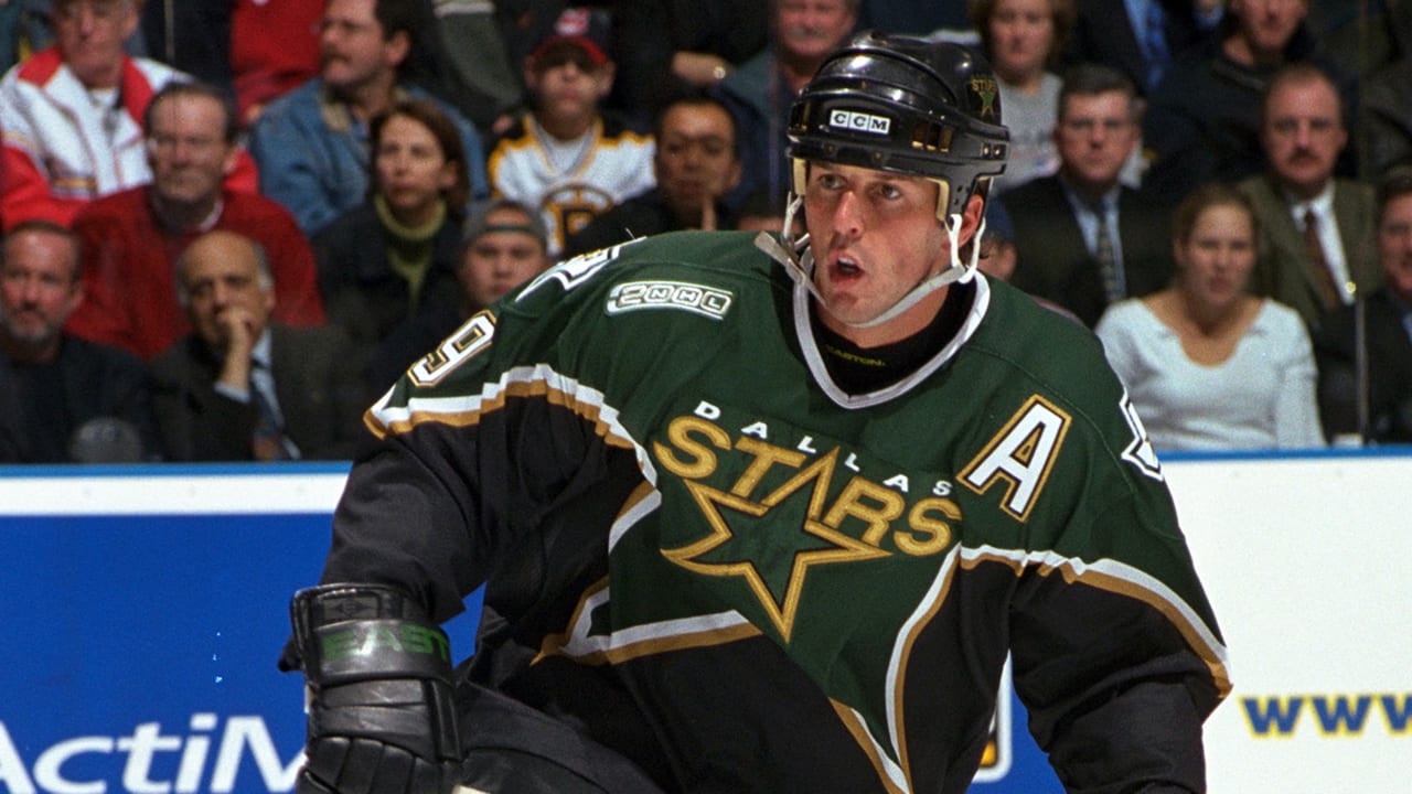 Mike Modano wird zur Statue | NHL.com/de