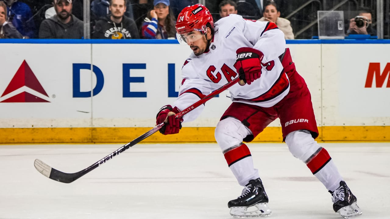 Jarvis thrived for Hurricanes this season despite shoulder injury | NHL.com