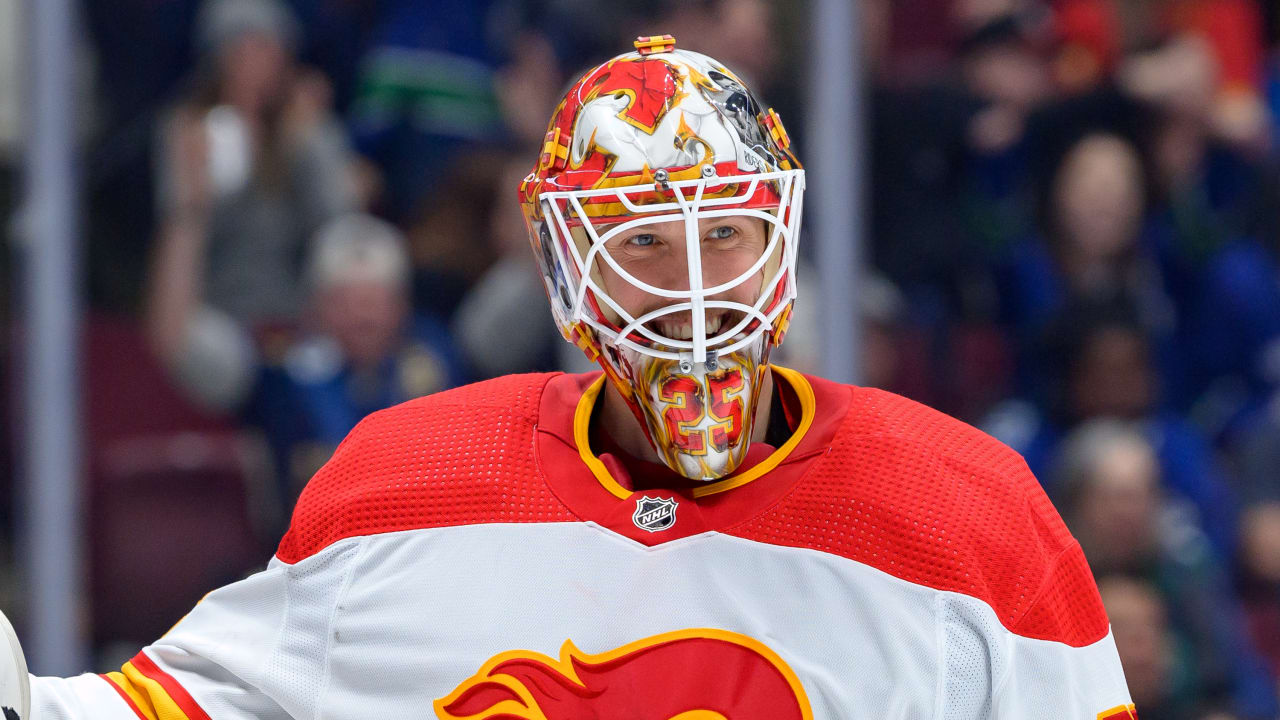 Markstrom Eager to Begin Opportunity with Devils | FEATURE | New Jersey ...