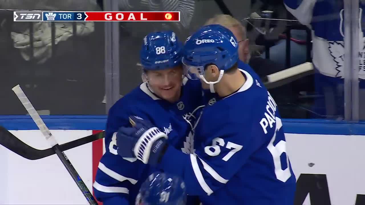 Nylander lights lamp again | NHL.com
