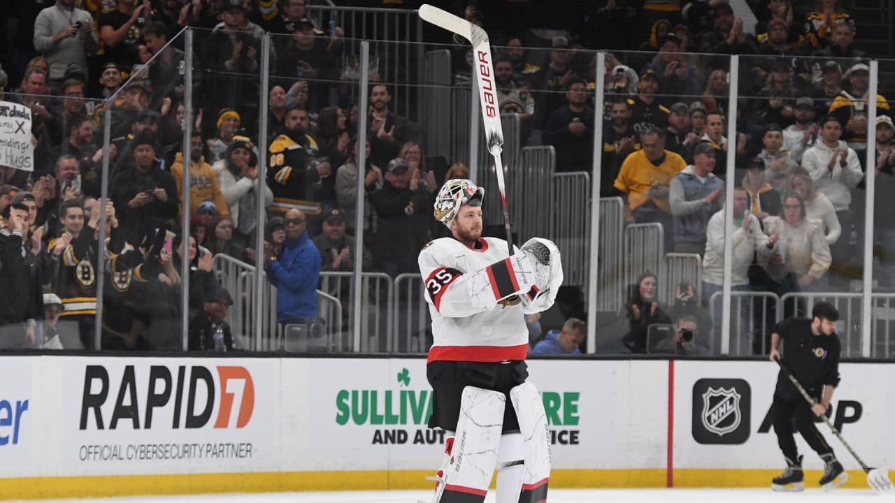 Ullmark, Swayman share special moment before matchup | NHL.com