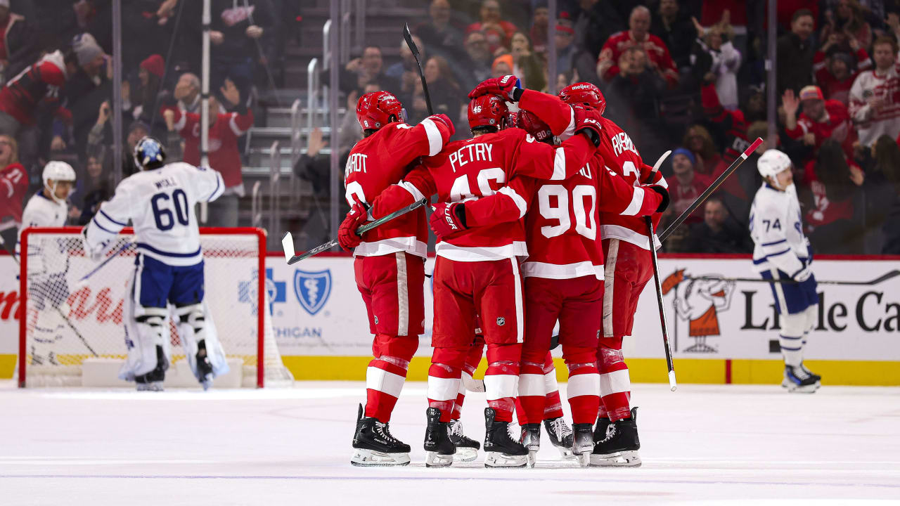 Petry scores 1st goal of season, Red Wings edge Maple Leafs | NHL.com