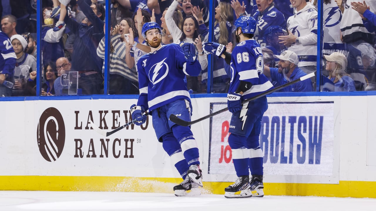 Kucherov runs point streak to 9, Lightning defeat Blues | NHL.com