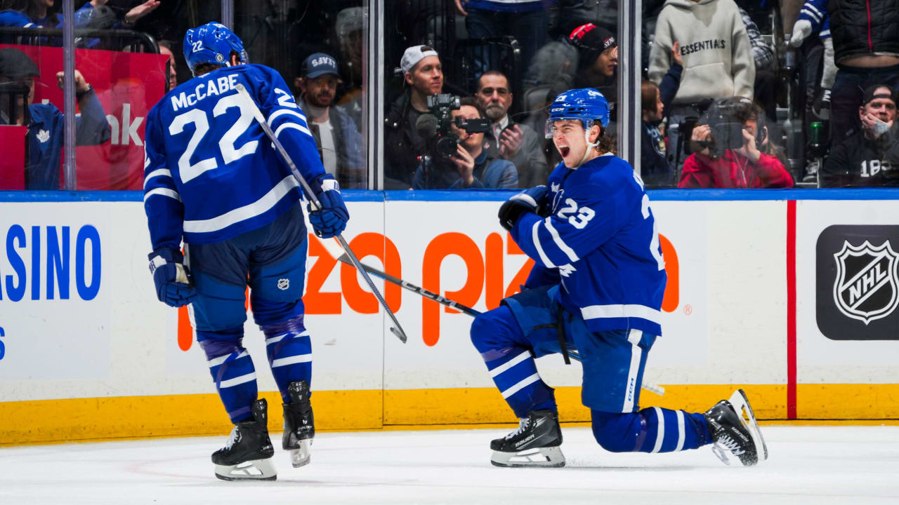 Knies has hat trick, 5 points, Maple Leafs hold off Bruins | NHL.com